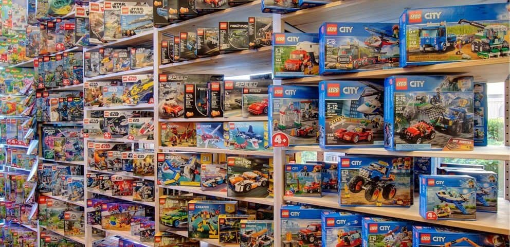 Toy Store Fun at Snapdoodle Toys & Games - TrueView360s Virtual Tours ...